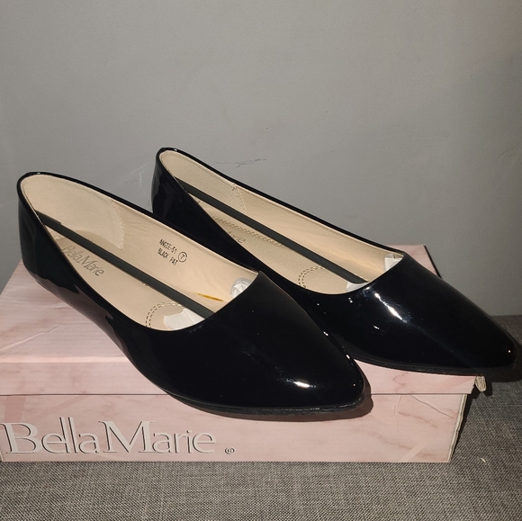 Bella Marie | Shoes | Flats | Poshmark
